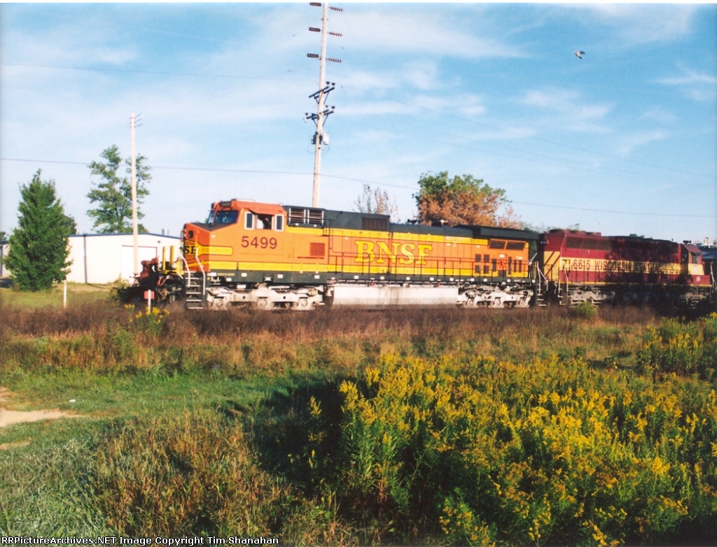 BNSF 5499